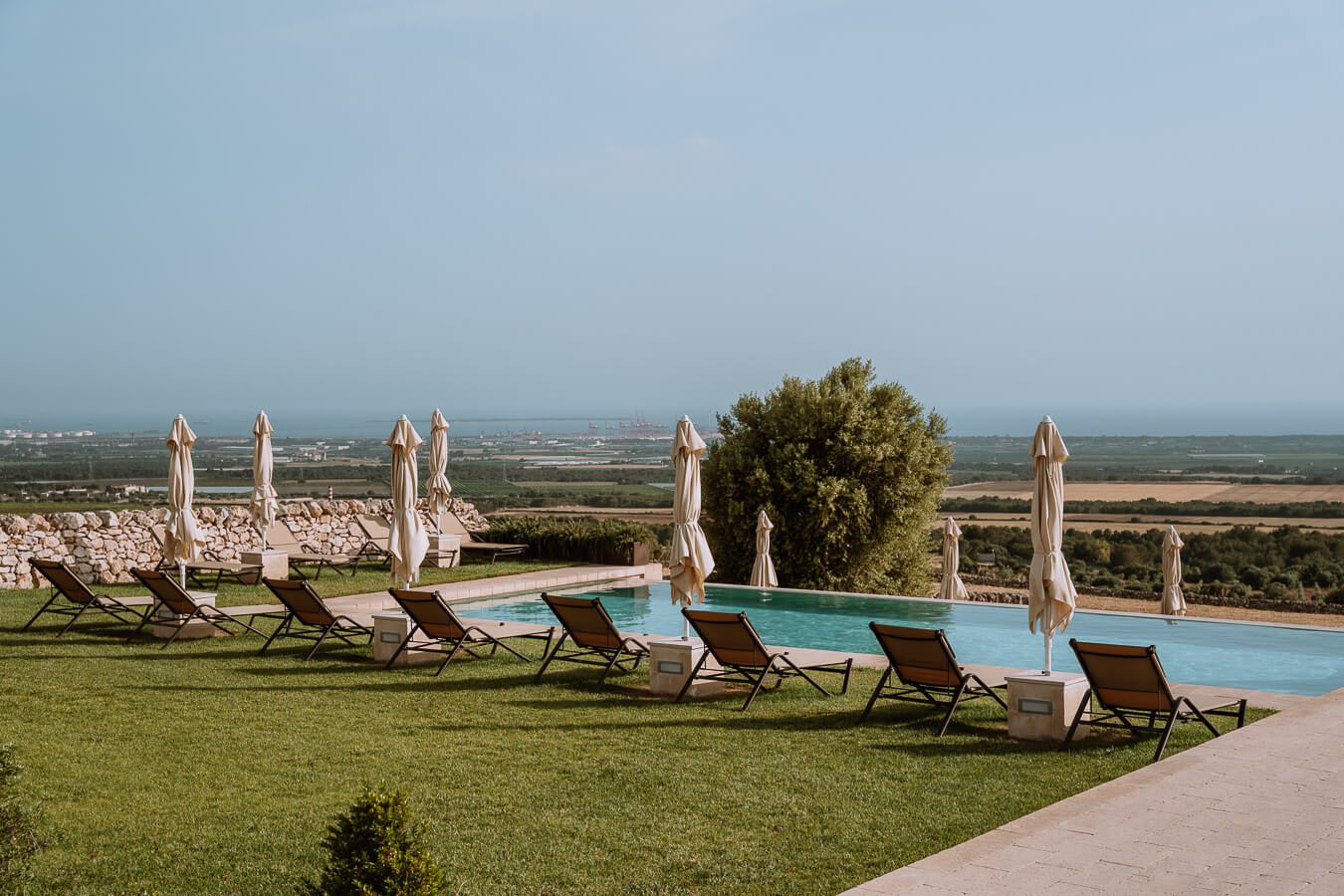 Unmissable Wineries in Puglia for Your Next Trip - Roam and Thrive