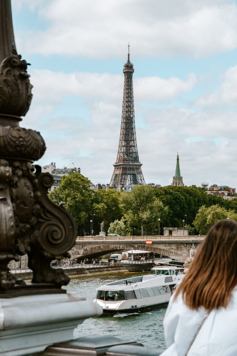 12+ Top Eiffel Tower Photo Spots For the Best Paris Photos