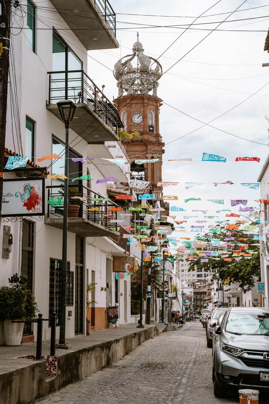 The Best Time to Visit Puerto Vallarta Mexico - Roam and Thrive